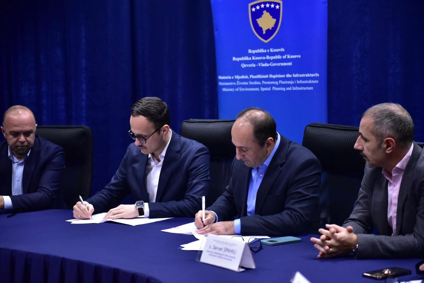 Hyseni dhe Ministri Aliu, nënshkruajnë memorandum bashkëpunimi për ...