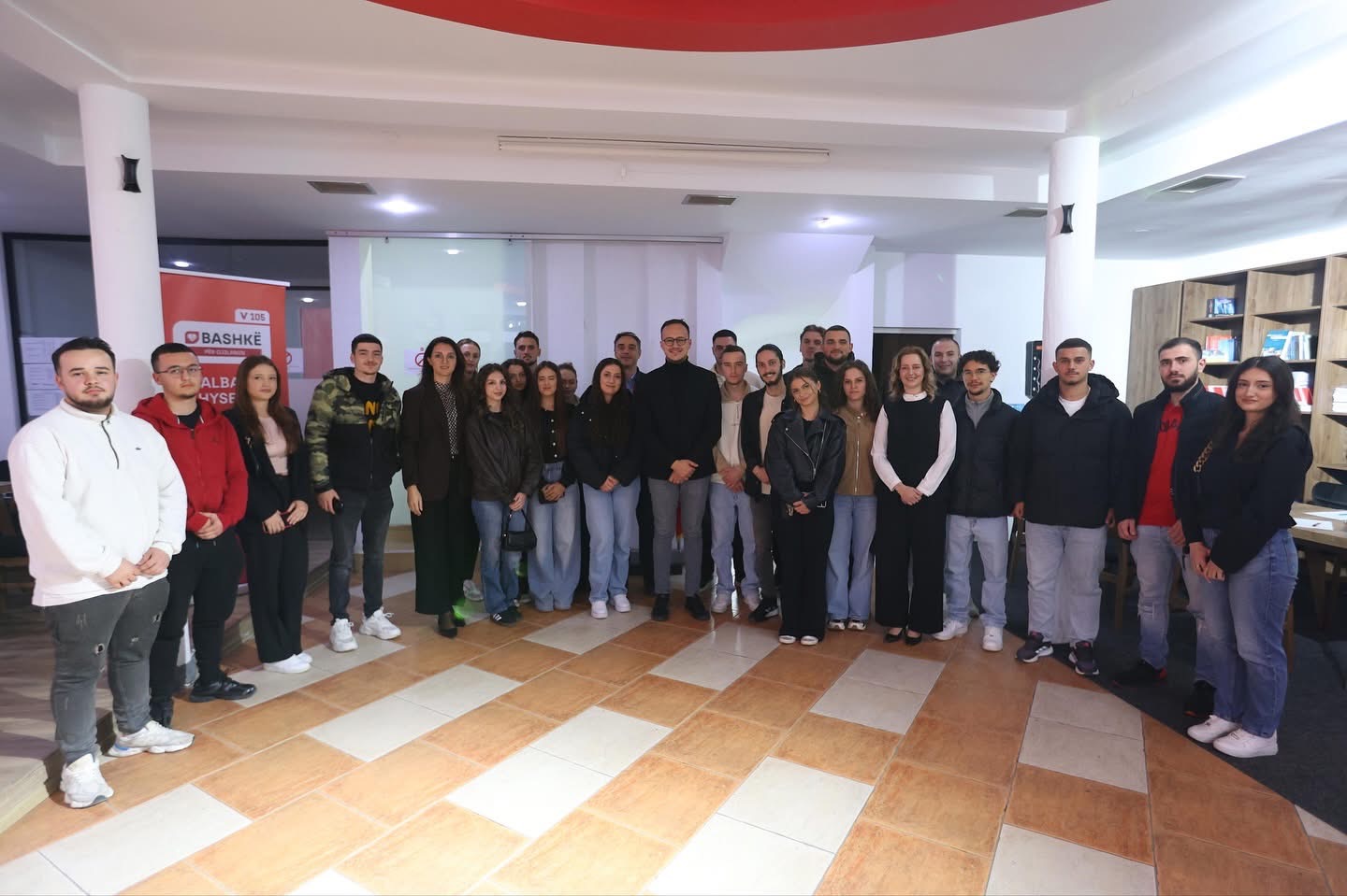 Alban Hyseni: Dhjetëra të rinj i janë bashkuar sot VV-së – RADIO STAR 96.4