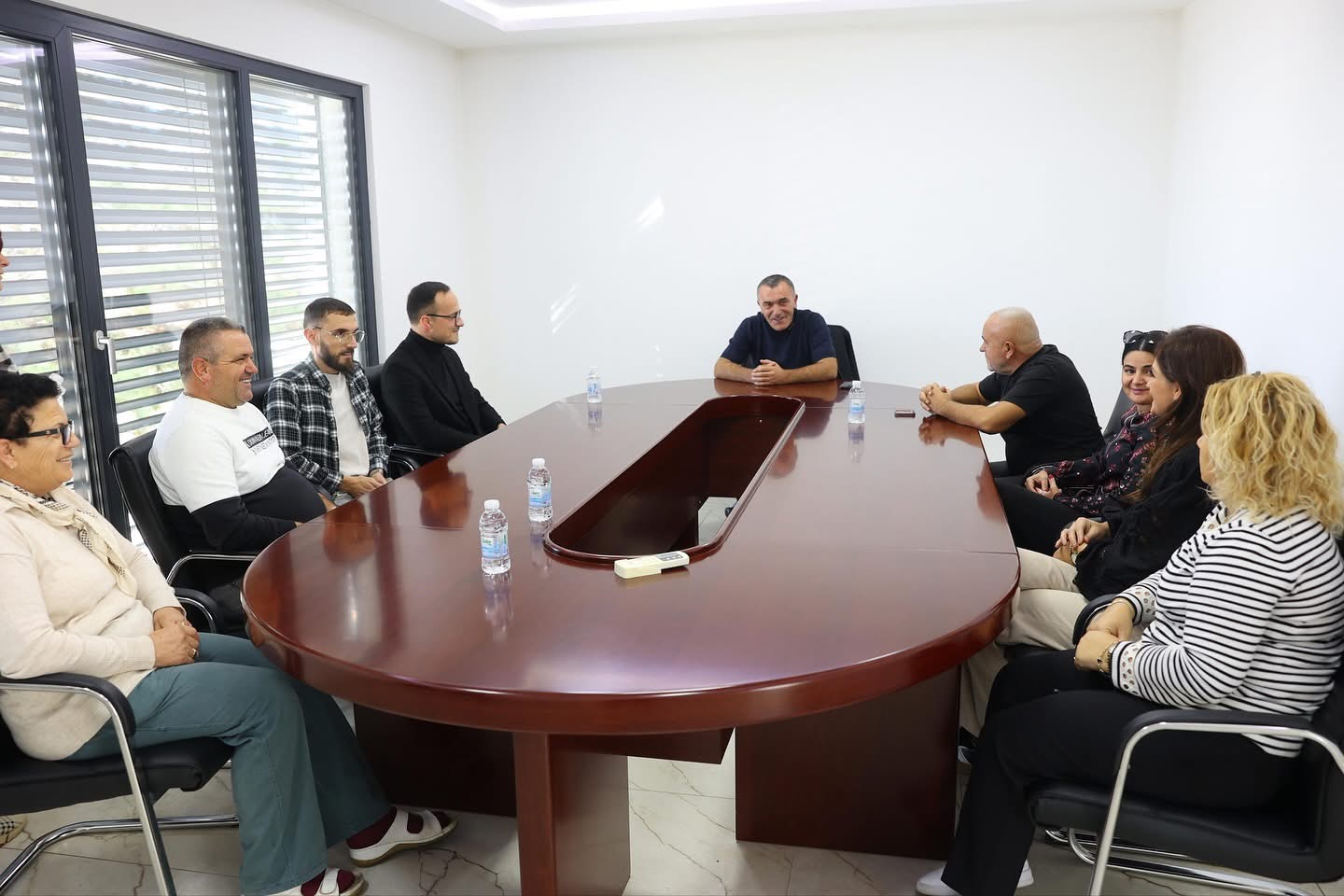 Alban Hyseni viziton bizneset “Tali” dhe “Zuka”, shembull i suksesit ...